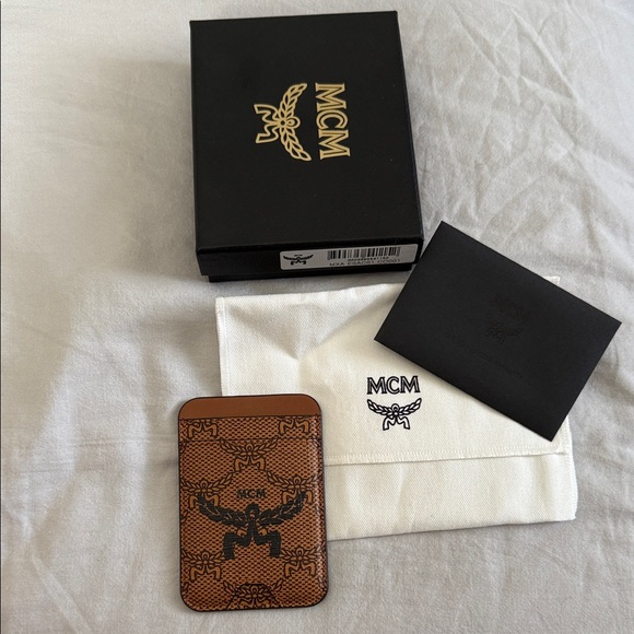 MCM | Accessories | Mcm Cognac Visetos Card Holder Magnetic Sticks To ...